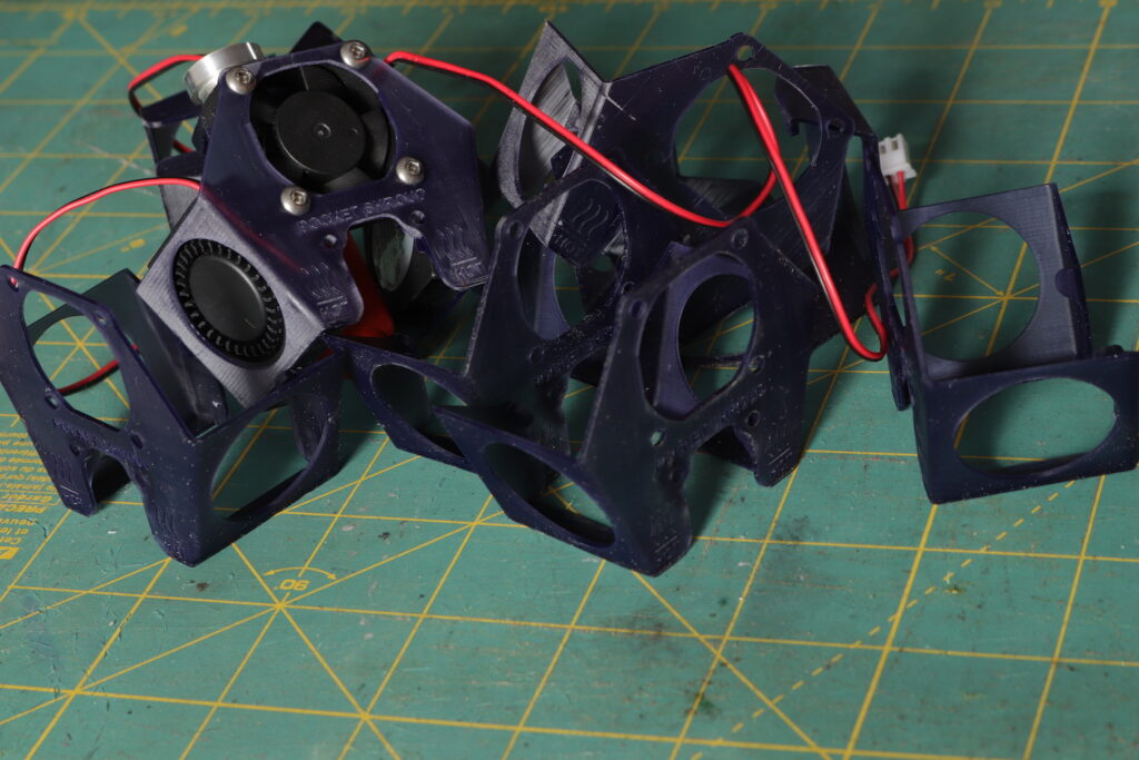 J-Head Pocket Shroud™ - hotends.com